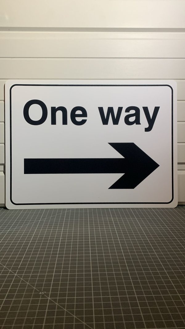 One Way Direction Right Sign - 400x300mm on 1mm rigid plastic